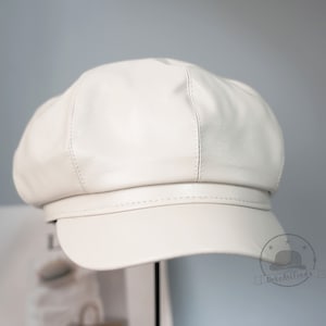 Fashion White PU Newsboy Hats, Minimalist Baker Boy Hat for Women ...