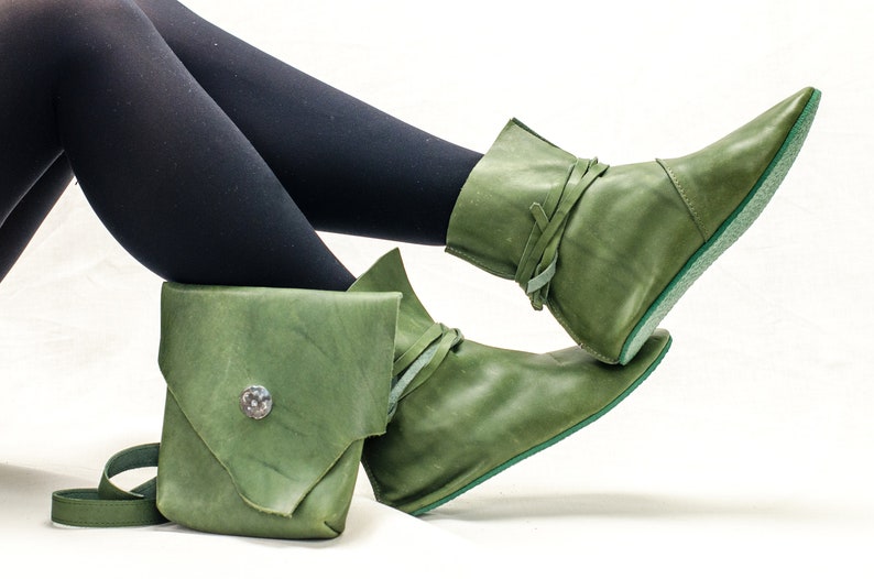Colorful Medieval Shoes, Renaissance Boots, Damen Schuhe, Viking ...