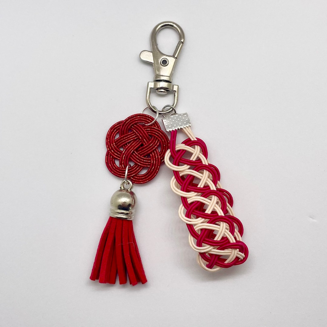 Japanese Mizuhiki Charm / Key Chain, Dakiawaji Knot X Ume Plum Knot - Etsy