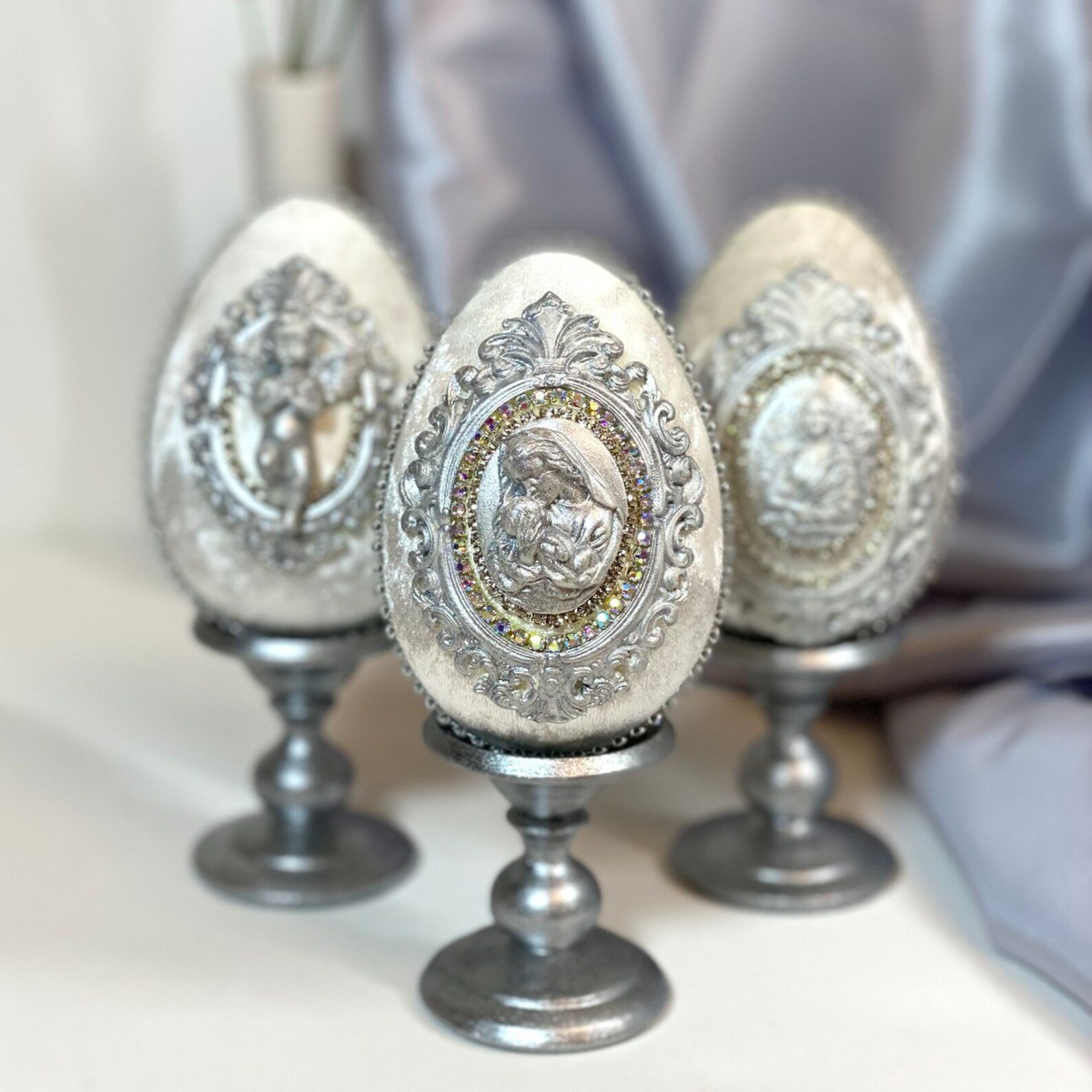 Velvet Easter Eggs Virgin Mary Easter Table Decor Easter Gift. Catholic ...