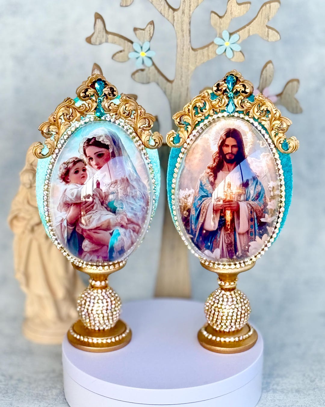 Blue Easter Eggs Jesus Virgin Mary Egg on Stand. Catholic Easer Gift ...