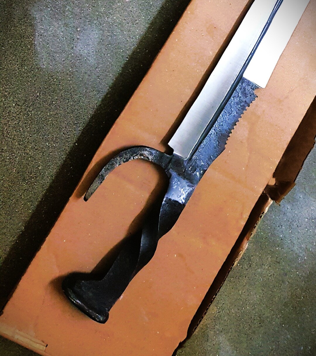 Custom Handmade High Carbon Steel Rail Spike Vikings Sword Medieval ...