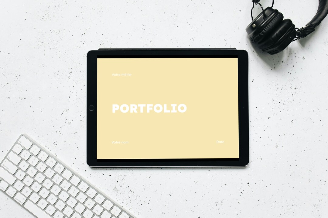 Portfolio Digital Template in French Indesign Graphic Designer and ...