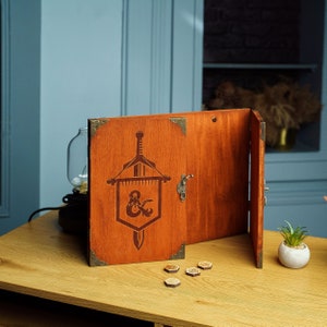 Custom Dungeon Master Screen, Dnd Screen Table, DM Screen Wood, DM ...