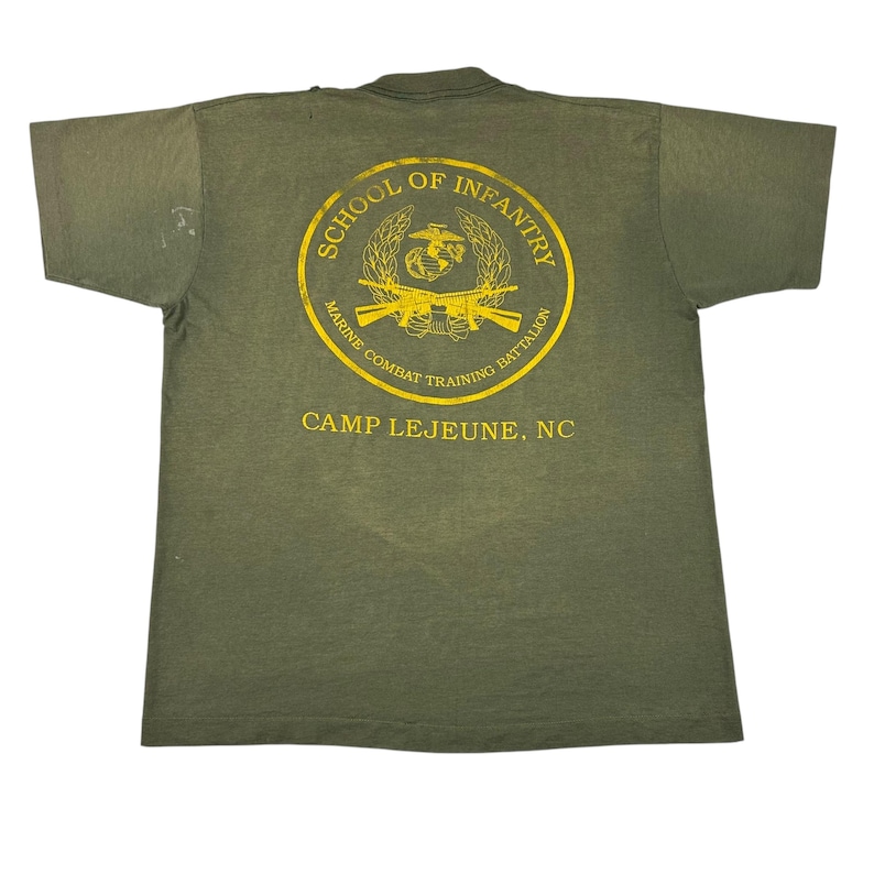 Vintage 1990s USMC School of Infantry Marine Combat Training T-shirt ...