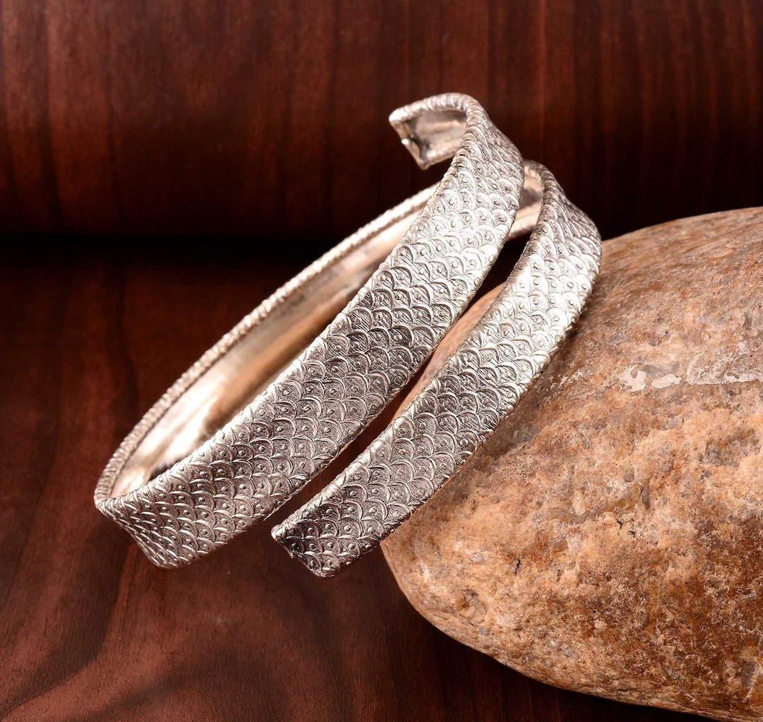 Hammered Silver Arm Band , Arm Cuff , Upper Arm Band, Arm Cuff ...