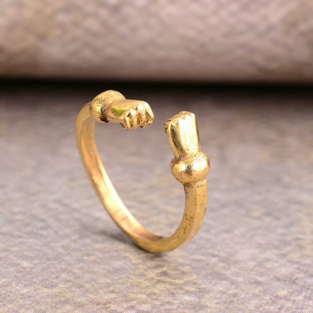 Adjustable Fist Ring: Hands Before the Fight - Etsy