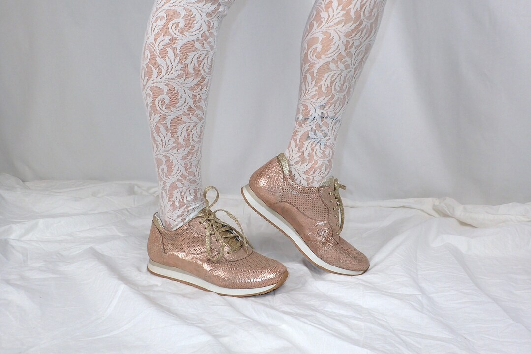 Glittery Sneaker Shoes Bronce Elegant Sneakers Urban Streetwear Shoes ...