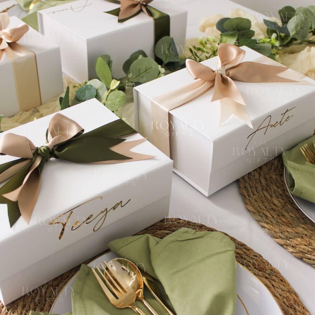Personalized White Magnetic Gift Box With Ribbon (9x6x4 Inches) - Etsy