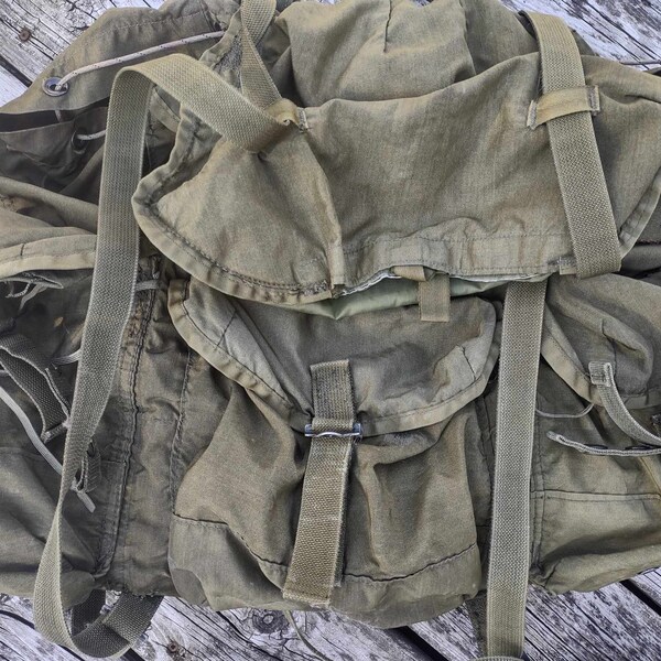 Alice Pack Frame - Etsy