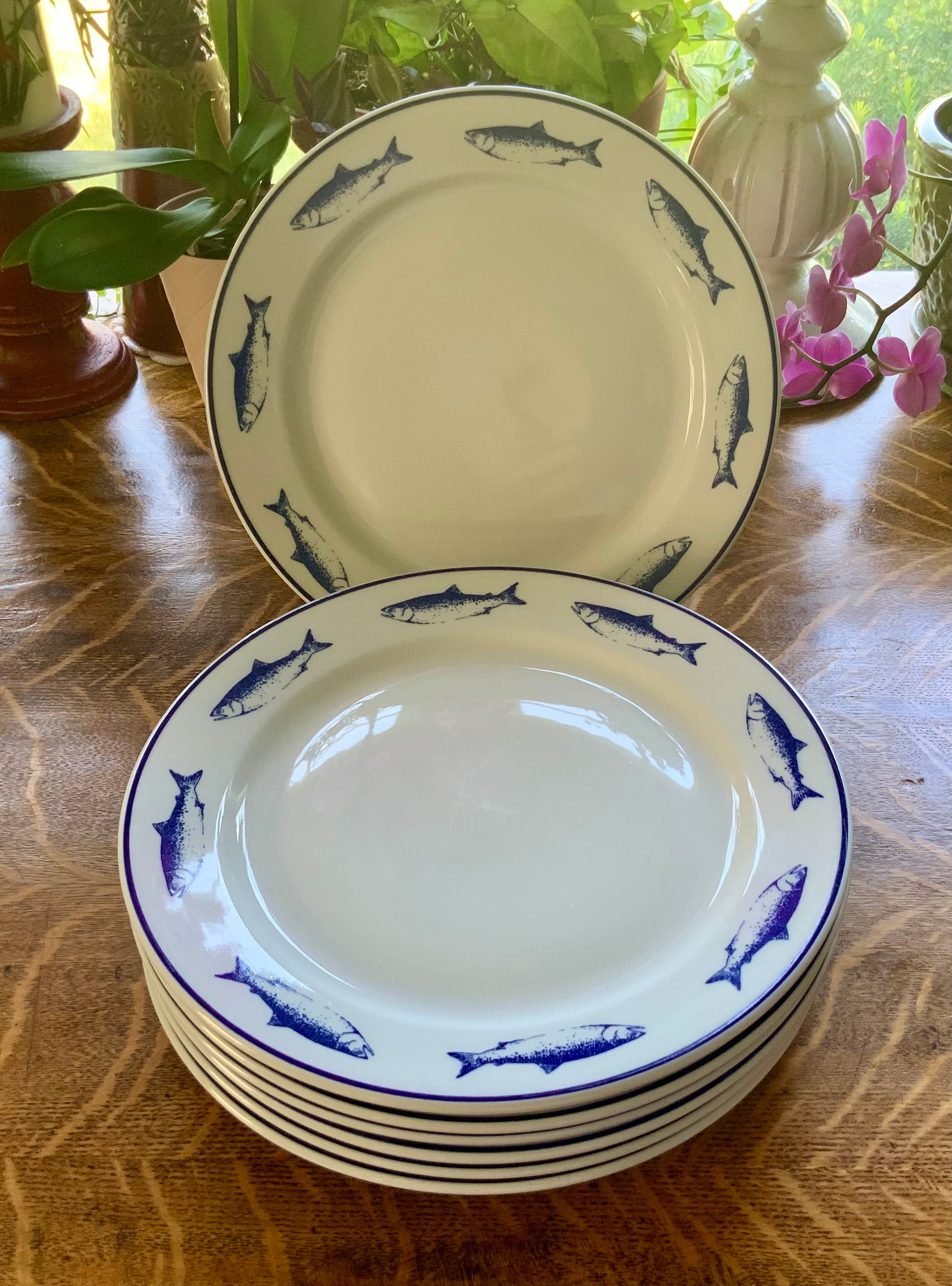 10 Strawberry Street 12 Inch Porcelain Chop Plate TSS9 White With Navy ...