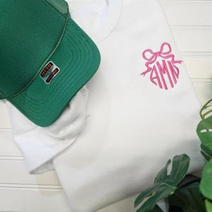 Embroidered Bow Monogram Sweatshirt: Jerzee Nublend Crewneck - Etsy