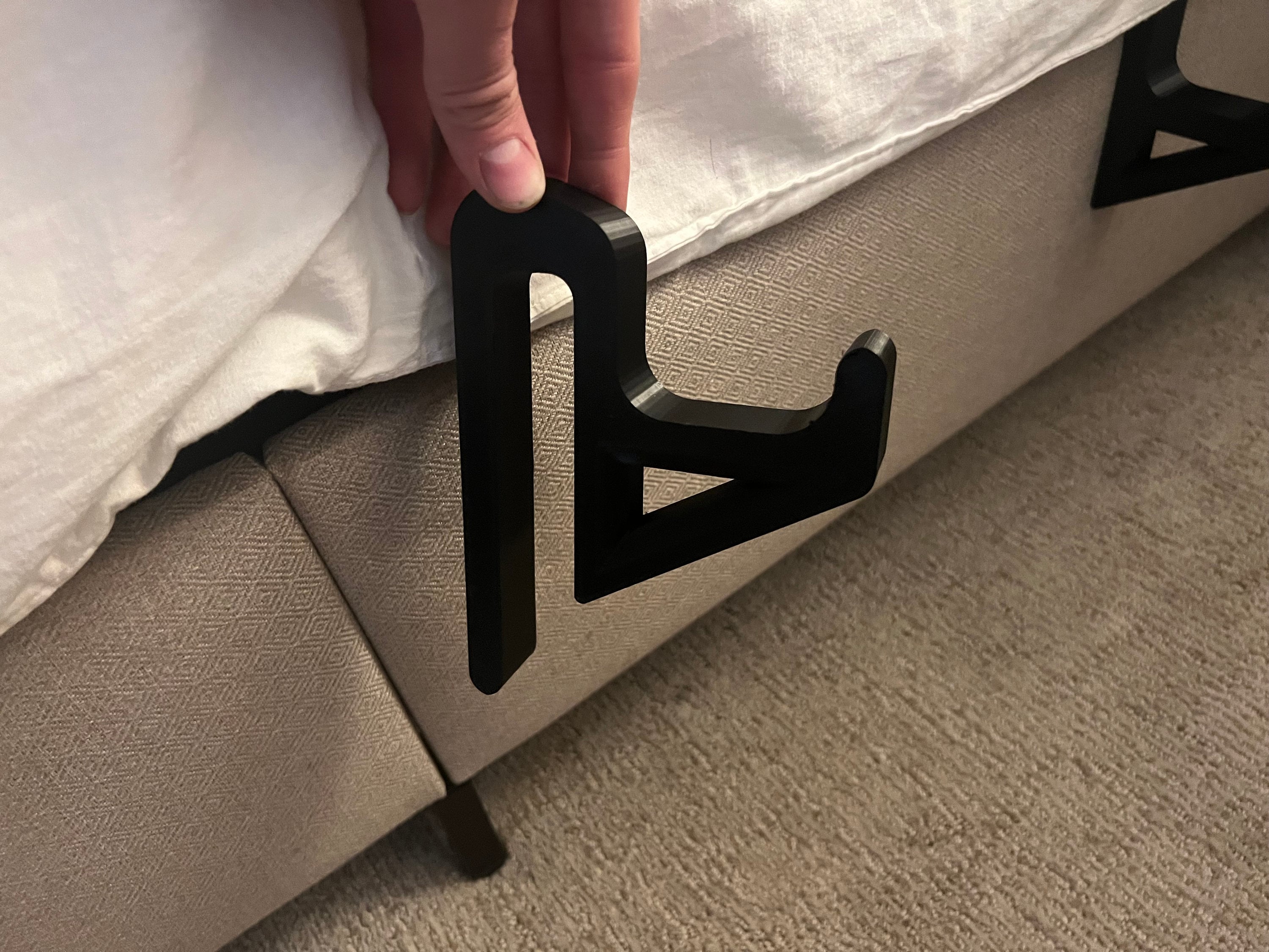 3D Printed Bedside Rifle Rack - Etsy