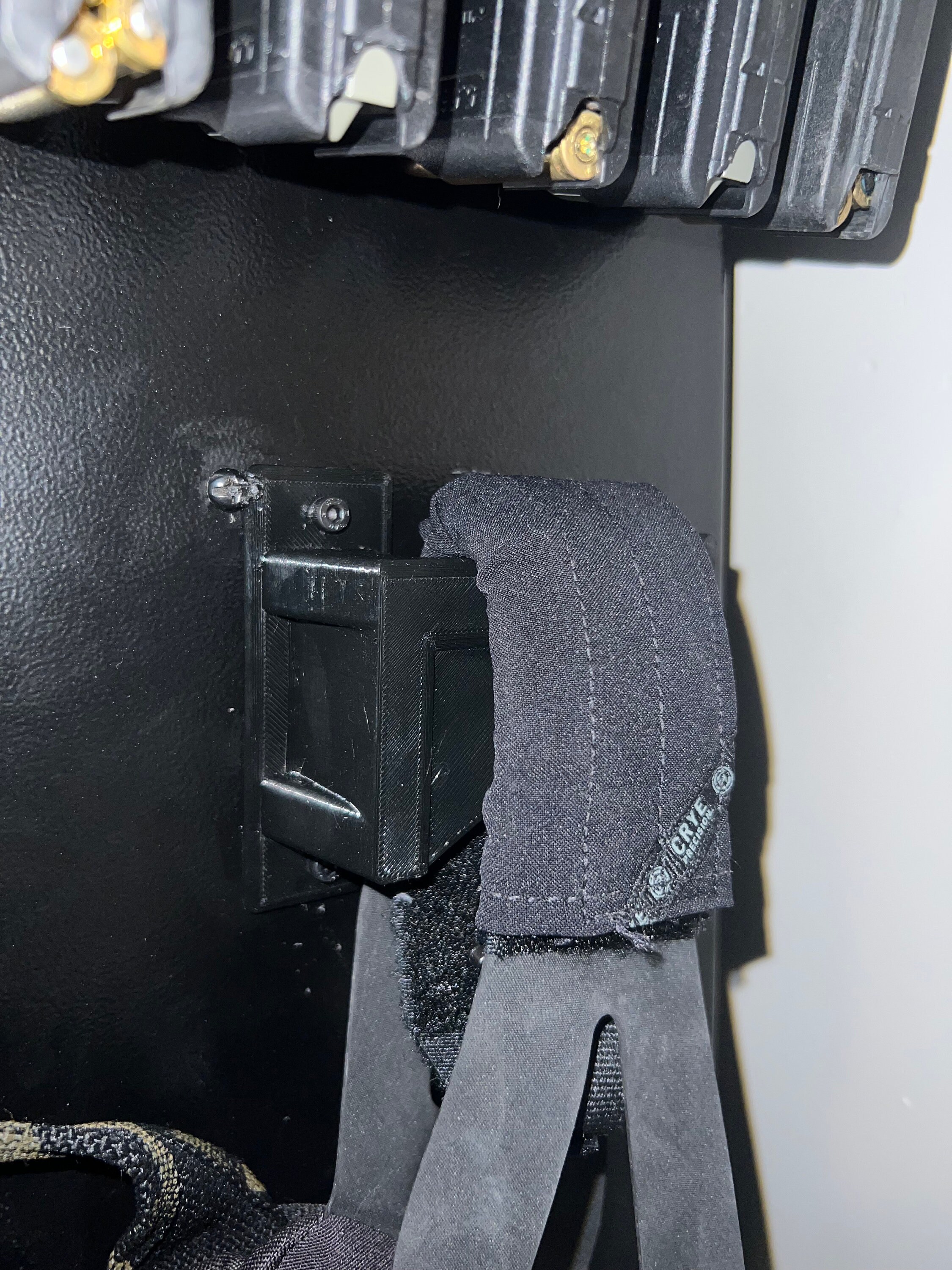 Plate Carrier Wall Hanger 3D Print STL File - Etsy