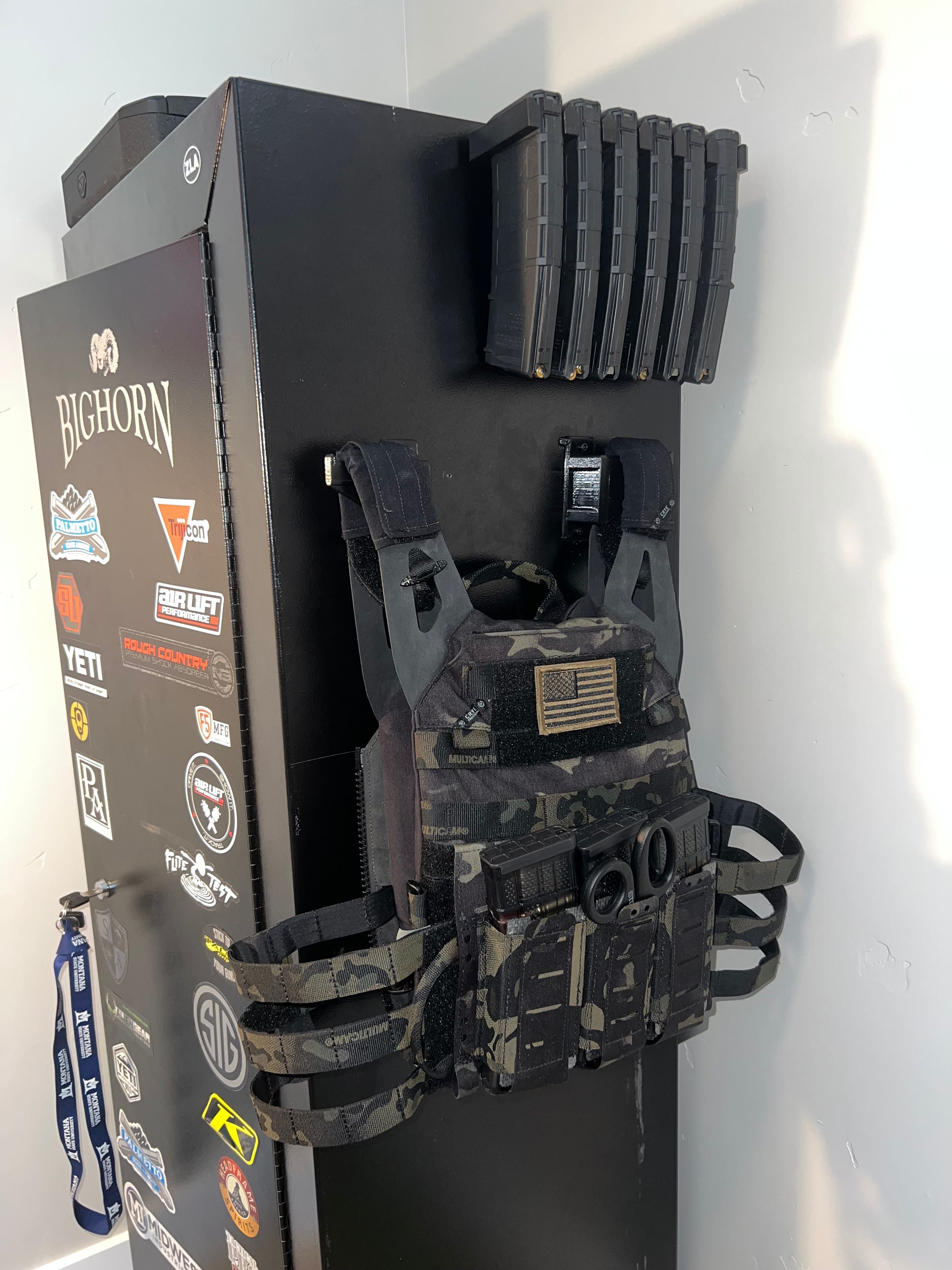 Crye Precision Plate Carrier Wall Hanger 3D Printed Physical Item - Etsy