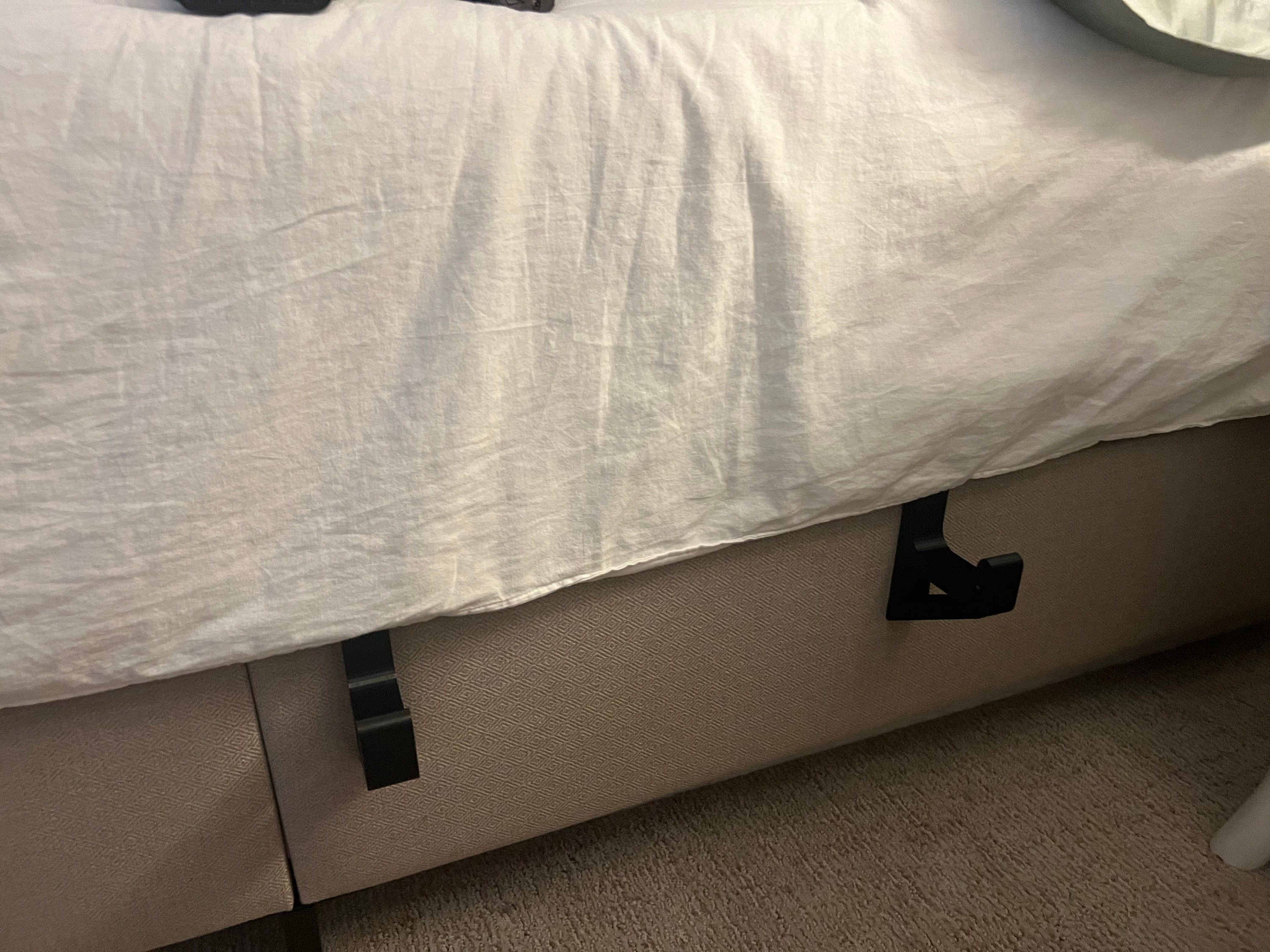 3D Printed Bedside Rifle Rack - Etsy