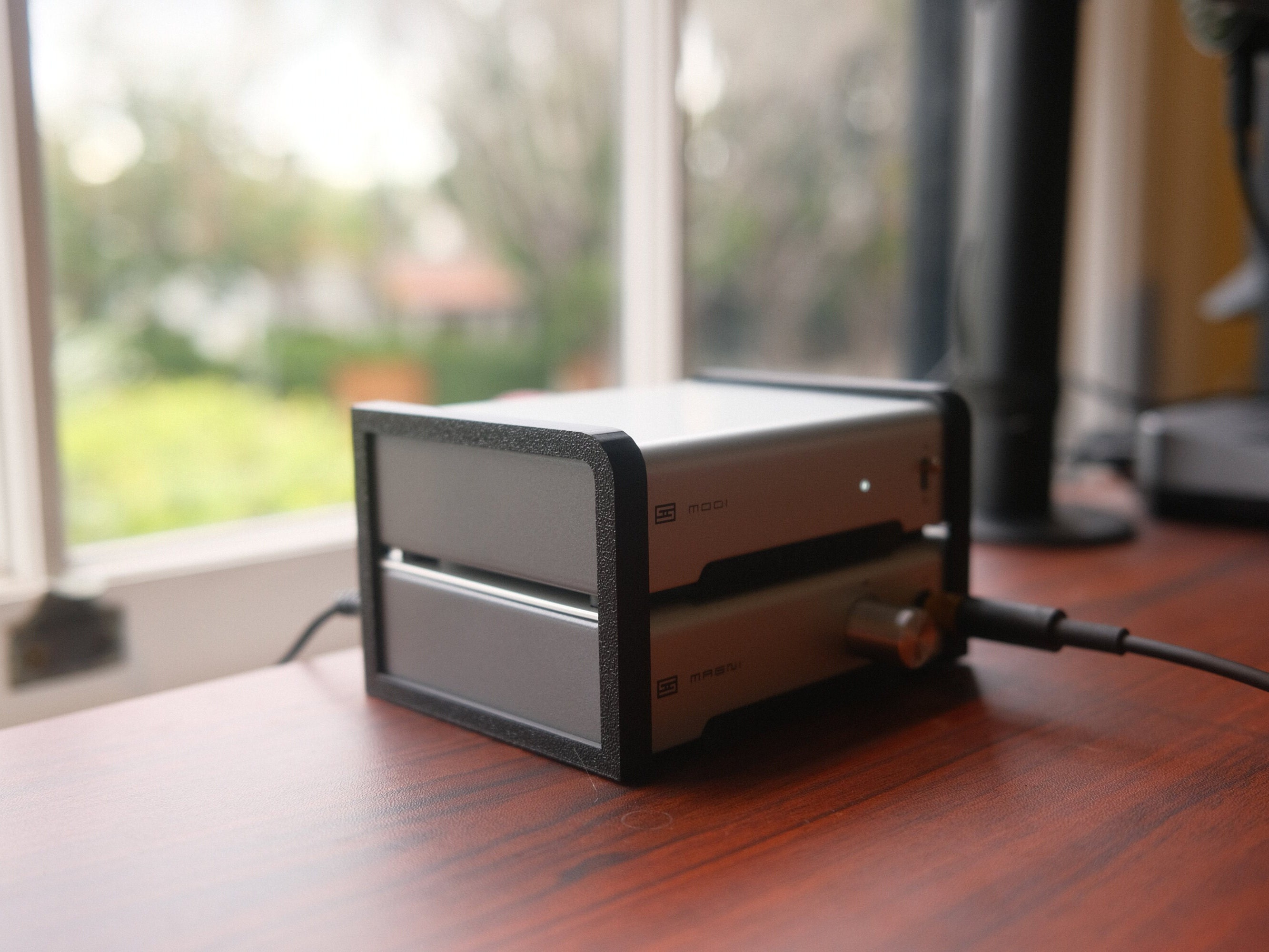 Bracket for Schiit (modi / Magni / Vali / Loki Mini / Mani / SYS ...