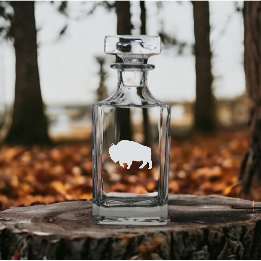 Bison Decanter 26 Oz Bourbon Whiskey Premium Glass Personalize Outdoor ...
