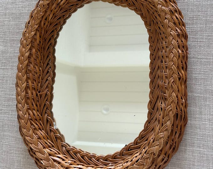 Vintage Rattan Mirror / Vintage Oval Wall Mirror / Wicker Mirror - Etsy