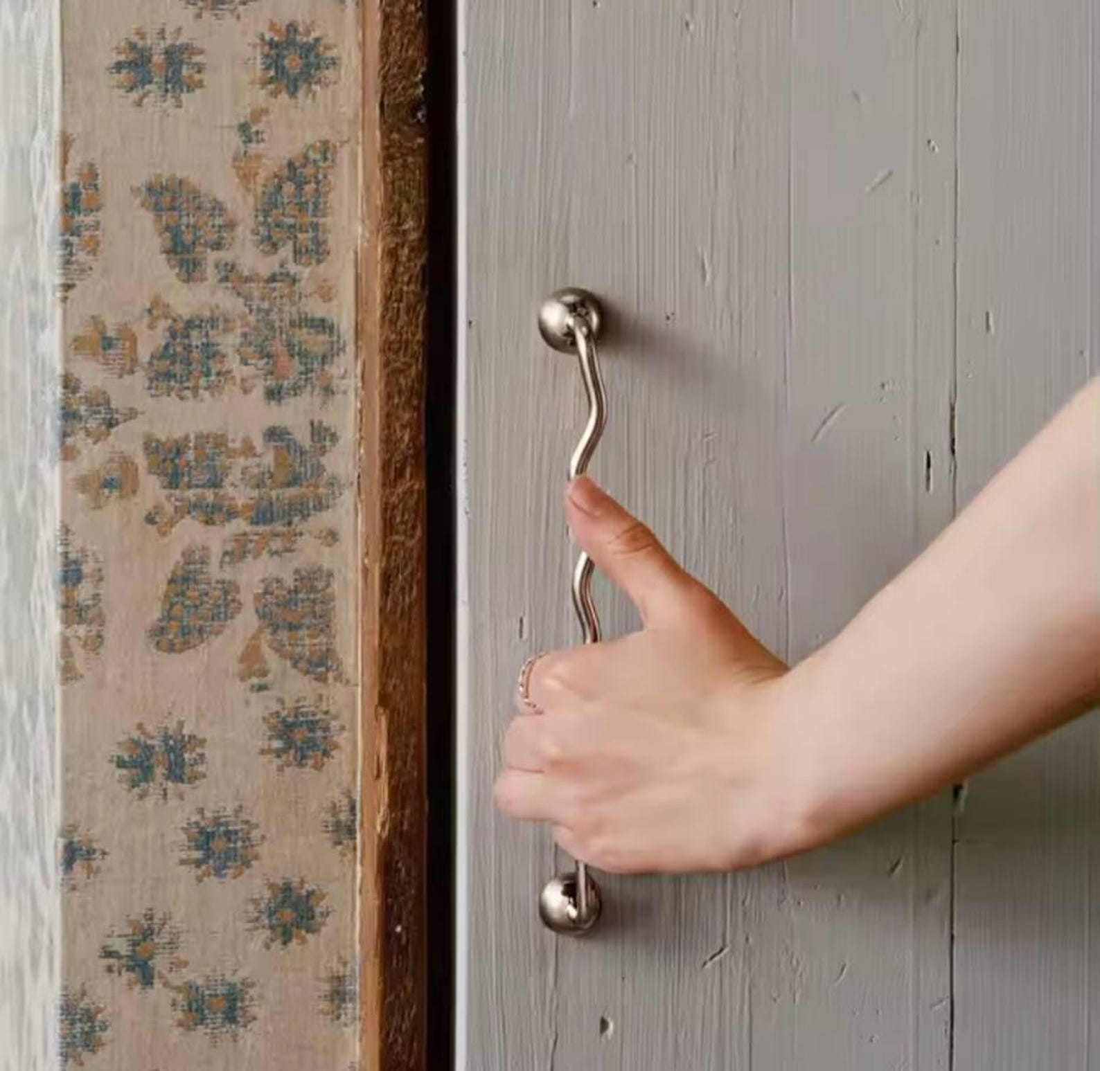 Modern Unusually Shaped Cabinet Handles Kitchen Knob Pull Wardrobe ...