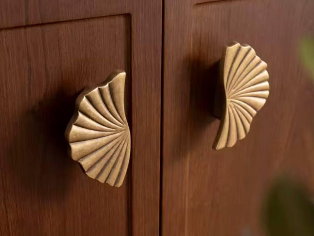 Modern Metal Figured Curved Wavy Door Handles Metal Bar Pulls Knobs ...