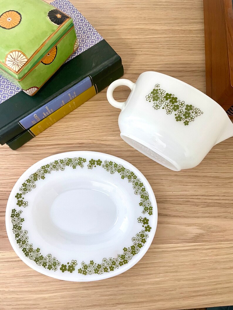 Pyrex Green Crazy Daisy Gravy Boat Vintage Kitchen Decor - Etsy