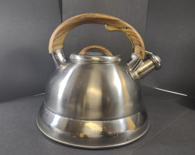 Balduzzi Italian Style Induction Tea Kettle Soft Touch Handle Great ...