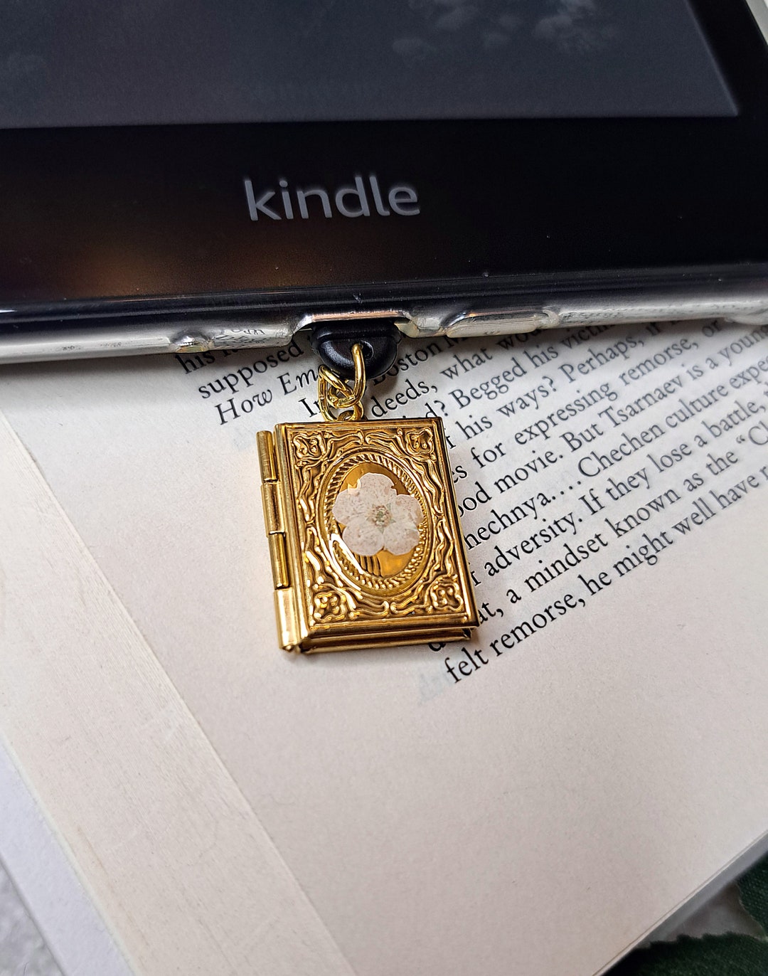 Book Locket Flower Charm | Phone Dust Plug, Bookish Charm - Etsy