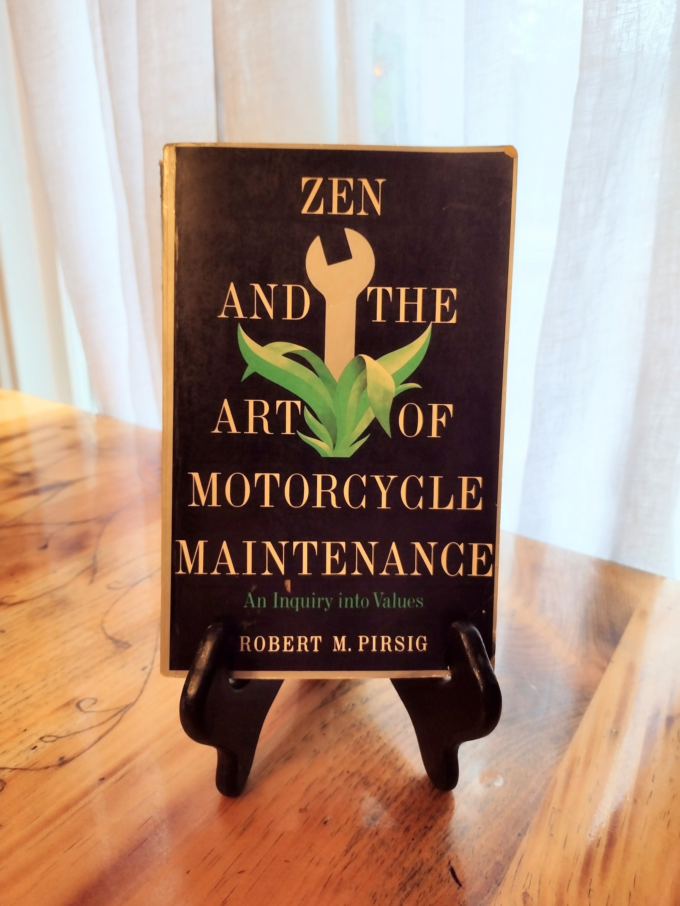 Zen and the Art of Motorcycle Maintenance by Robert M Pirsig,vintage ...