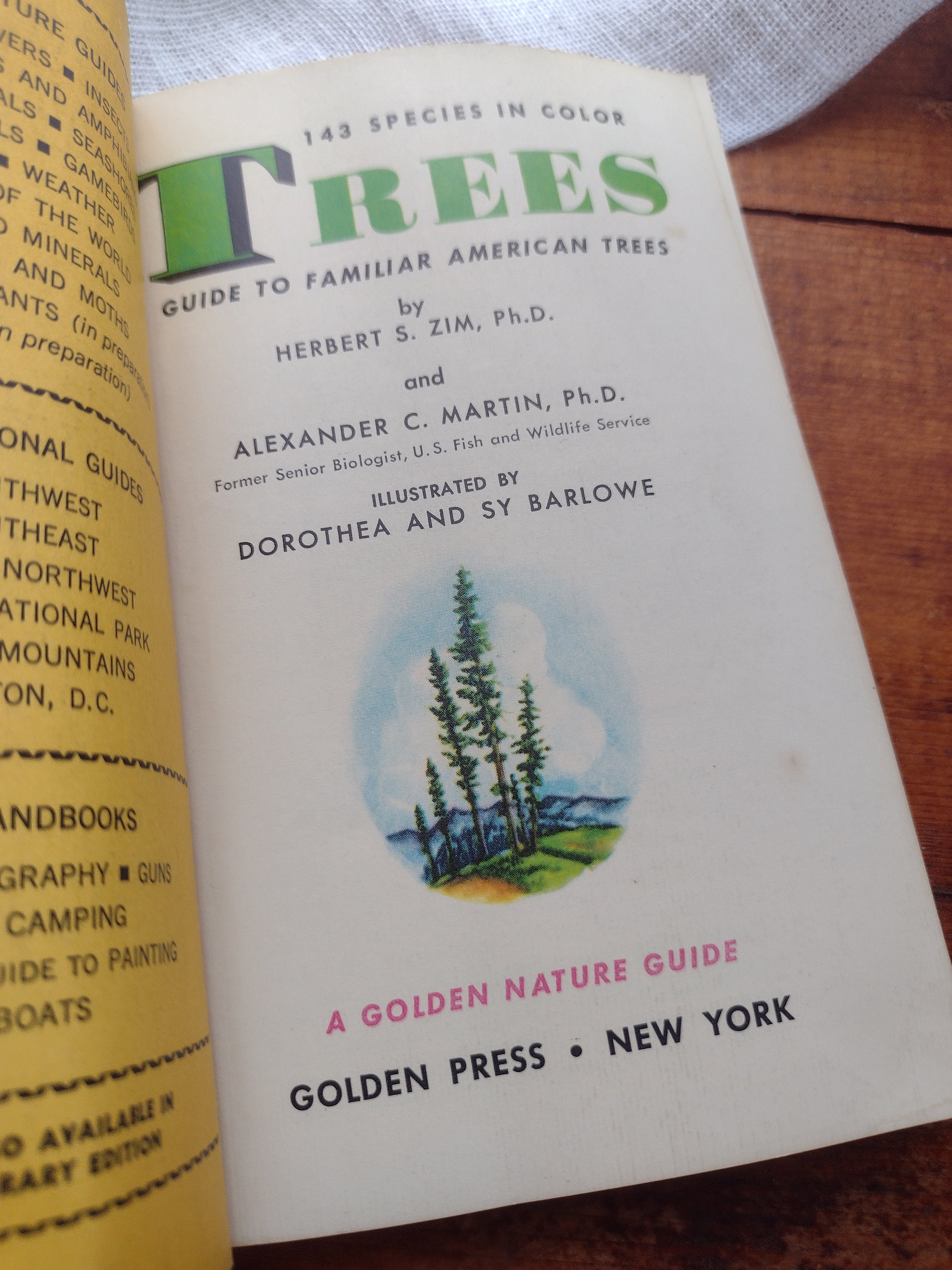 Trees A Golden Nature Guide Familiar American Trees Herbert S. Zim ...