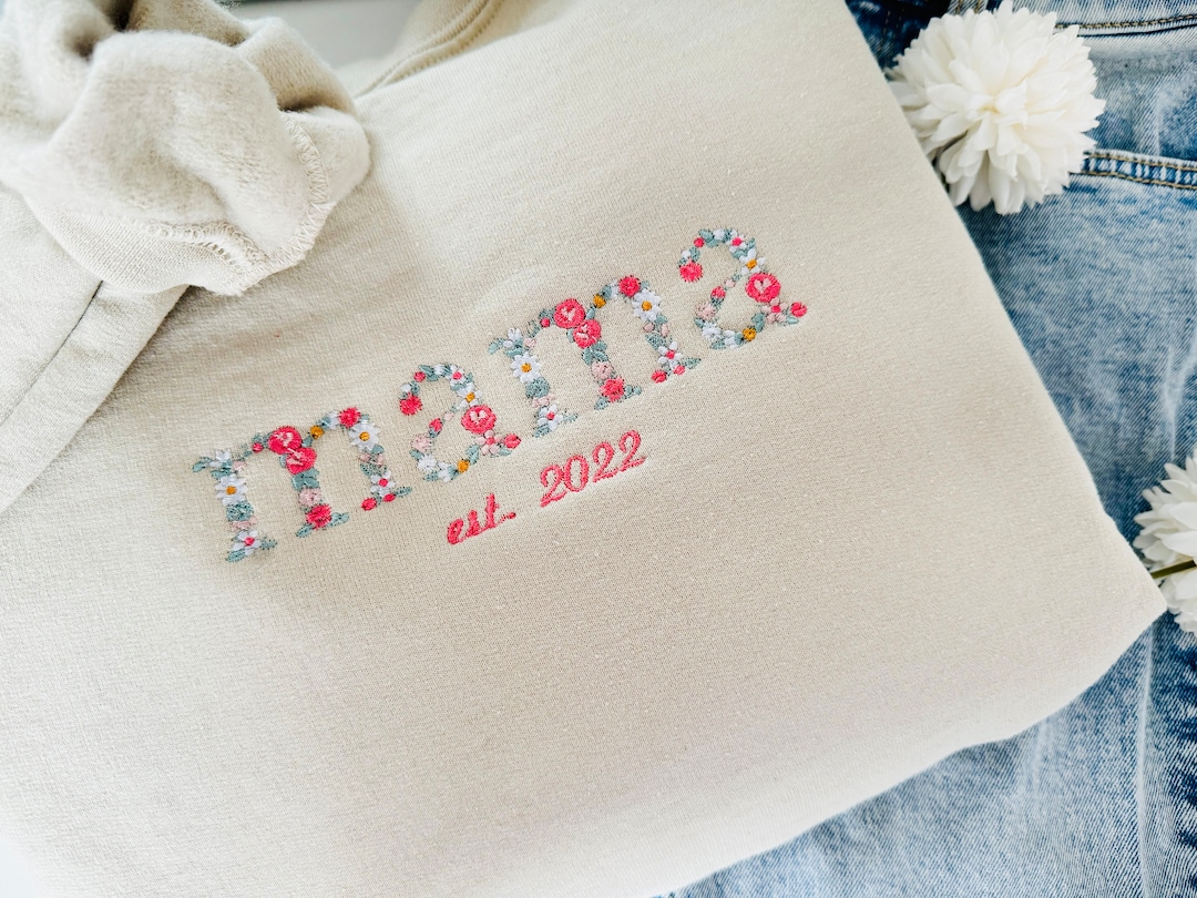 Custom Embroidered Floral Mama Sweatshirt, Mama Crewneck, Mama T-shirt ...