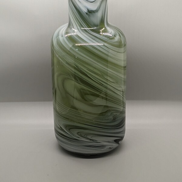 Swirl Vase - Etsy