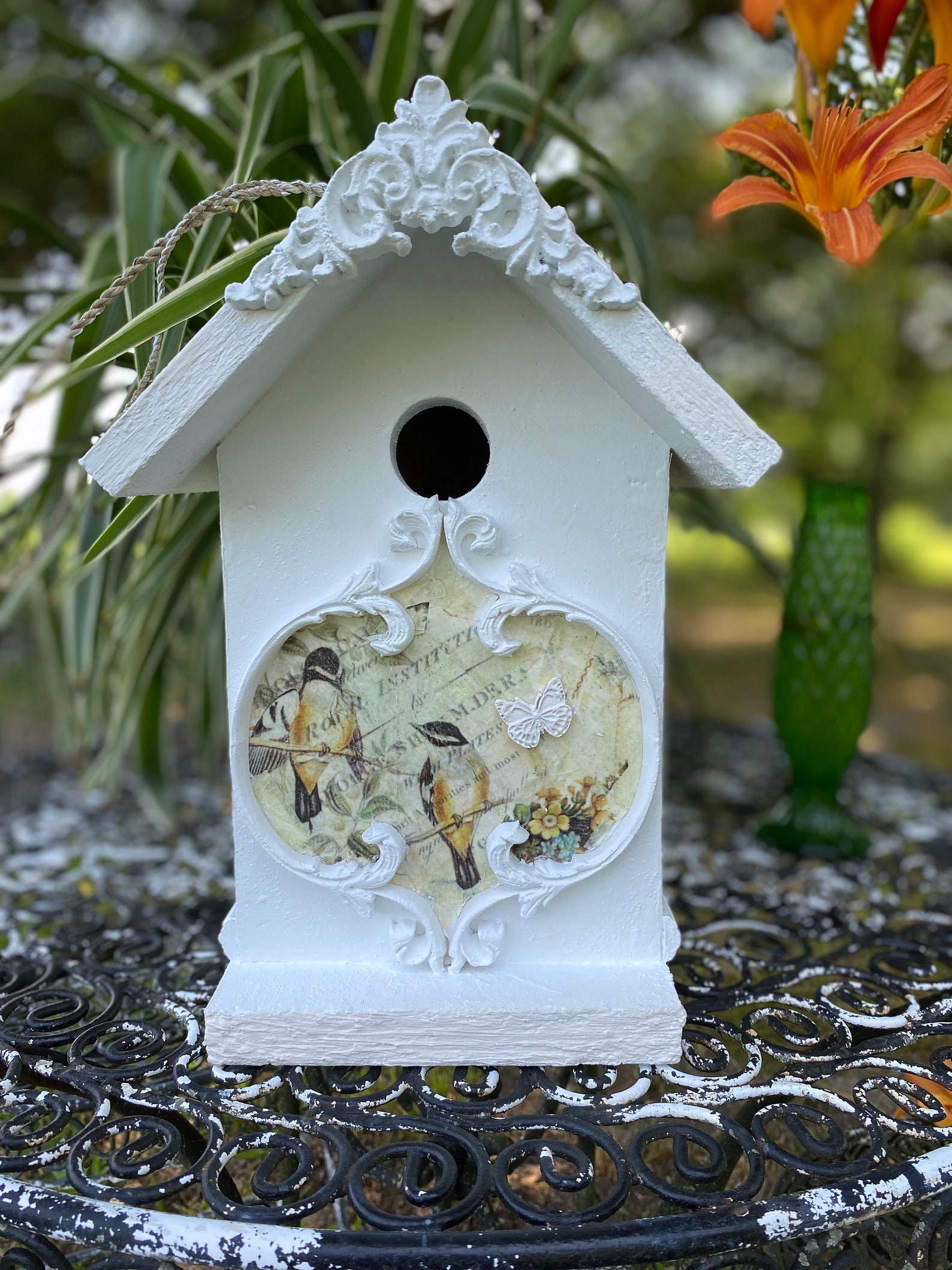 Charming Handmade Birdhouse - Floral Background With Birds and Nests ...