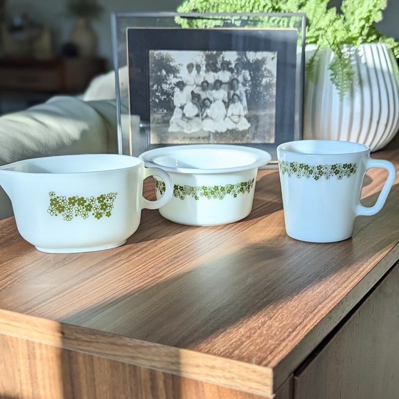 Pyrex Crazy Daisy - Etsy