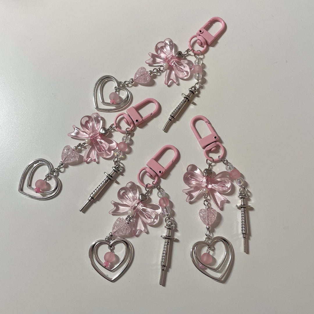 Cute Beaded Heart & Syringe Keychain for Kpop Photocard Binder, Card ...