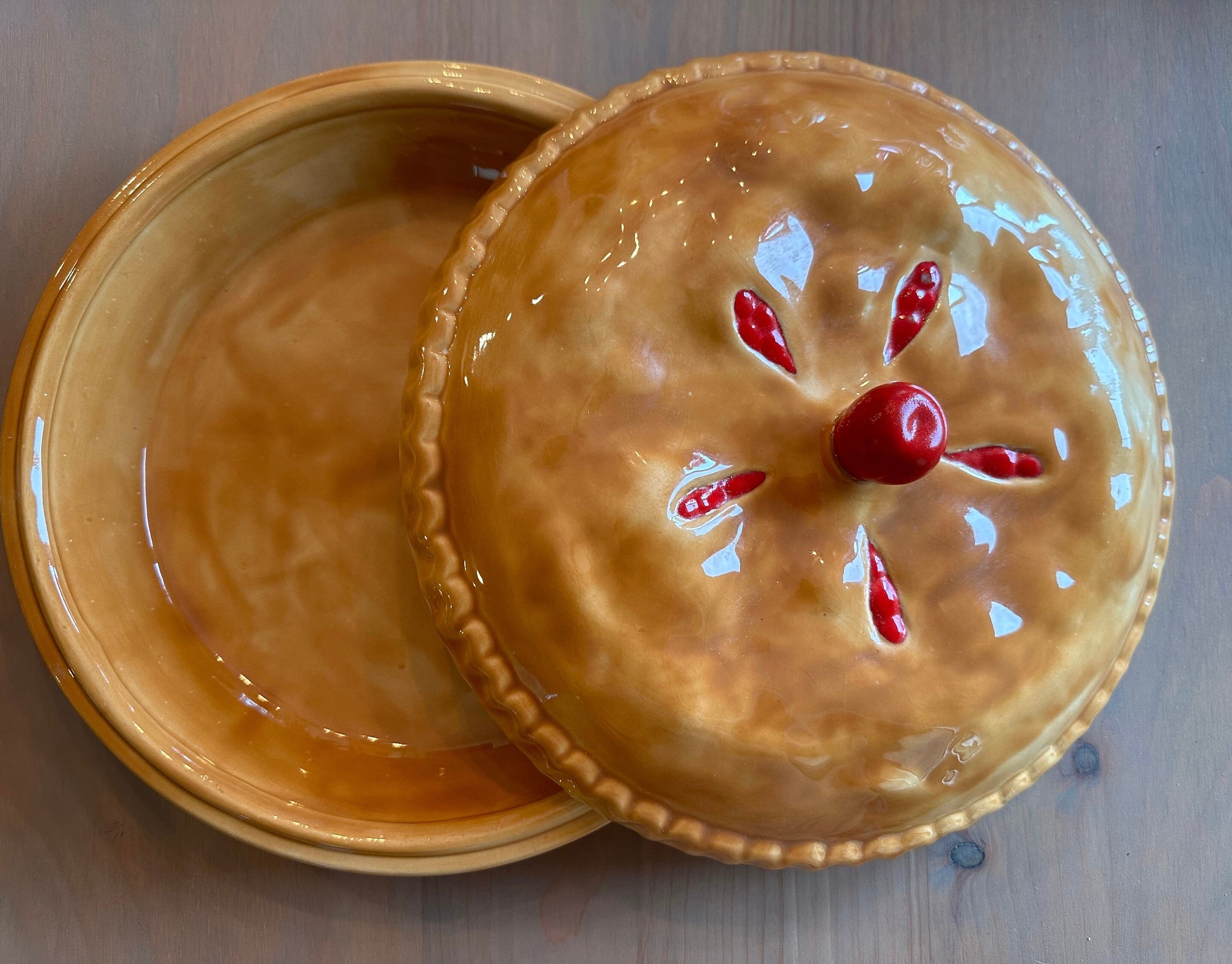 Vintage 1988 Ceramic Cherry Pie Plate With Lid - Etsy