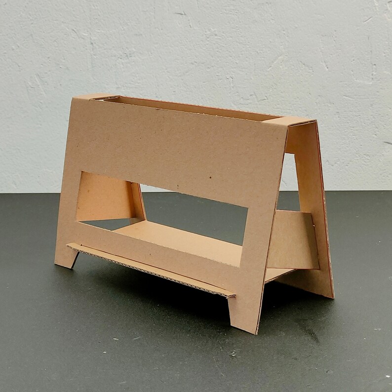 Cardboard Watch Stand Template: DIY Printable Pattern (glueless ...