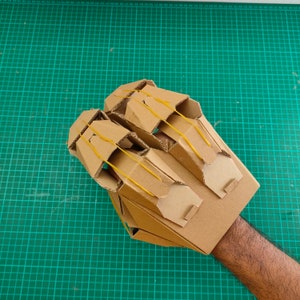 Articulated Big Mechanical Gauntlet Cardbard Craft Template DIY Plan ...