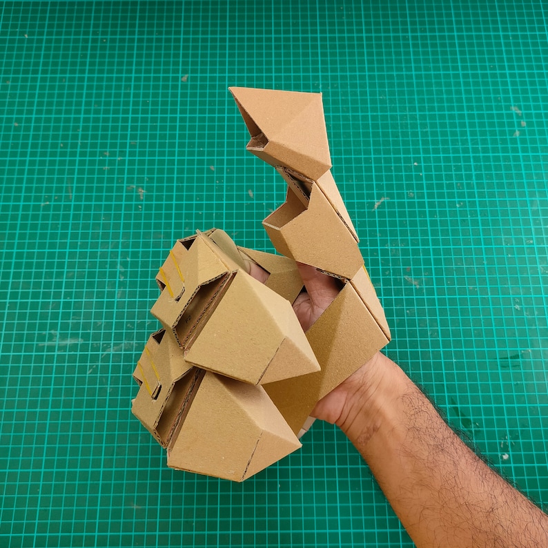 Articulated Big Mechanical Gauntlet Cardbard Craft Template DIY Plan ...