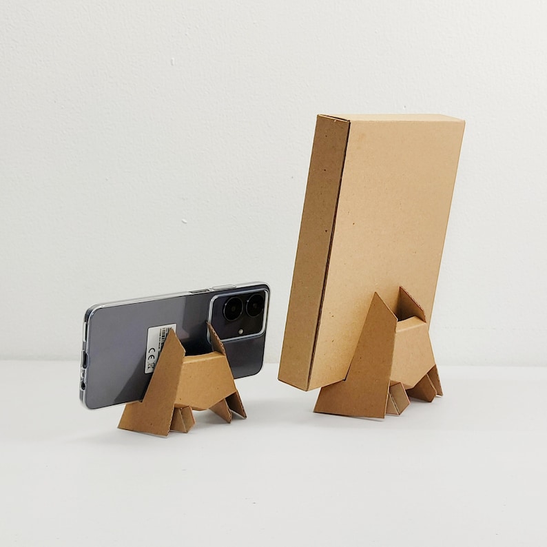 Glueless Cardboard Mini Easel Template: DIY Phone, Card, Photo Holder ...
