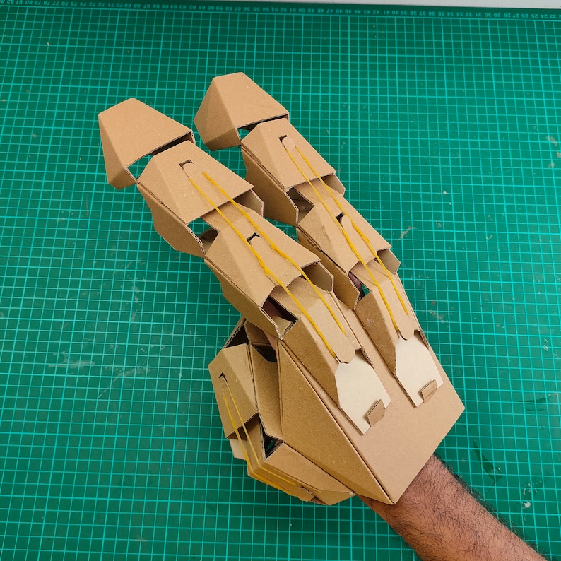 Articulated Big Mechanical Gauntlet Cardbard Craft Template DIY Plan ...