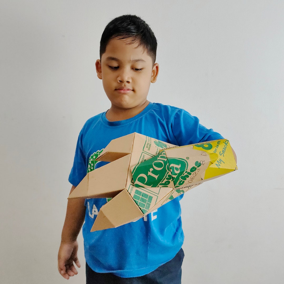 Cardboard Claw Gauntlet Template: DIY Printable Pattern (PDF) - Etsy