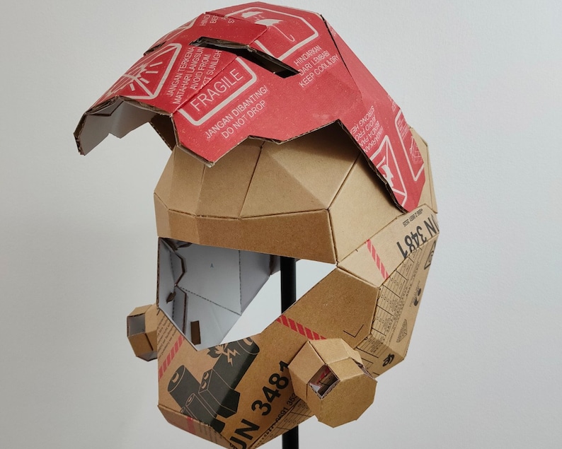 Cyberpunk Cardboard Helmet With Retractable Face Cardboardcraft ...
