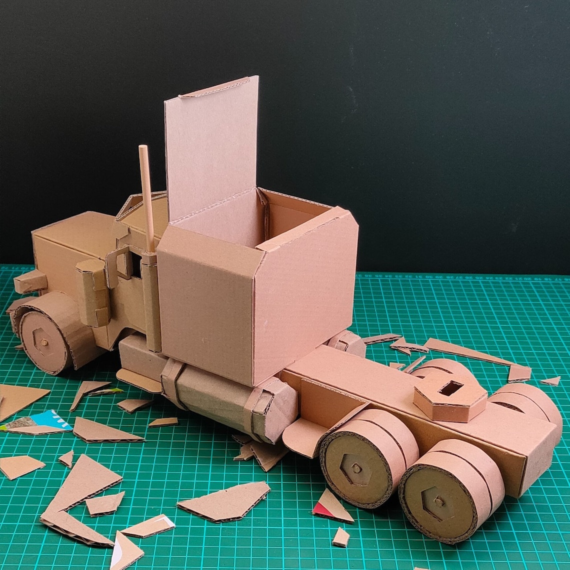 Trailer Truck Peterbilt Cardboard Craft Template DIY Plan - Etsy