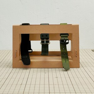 Cardboard Watch Stand Template: DIY Printable Pattern (glueless ...