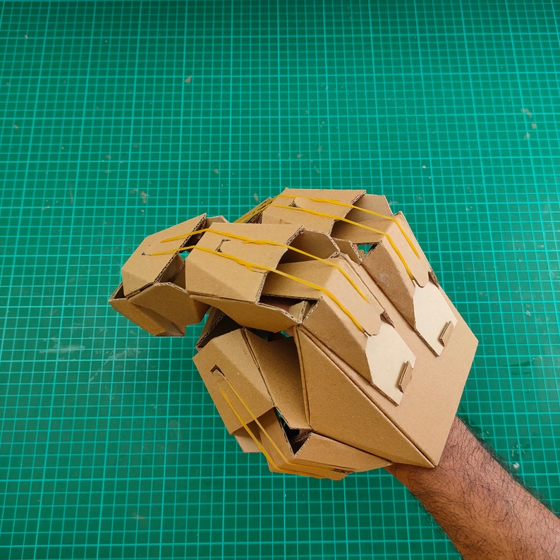 Articulated Big Mechanical Gauntlet Cardbard Craft Template DIY Plan ...