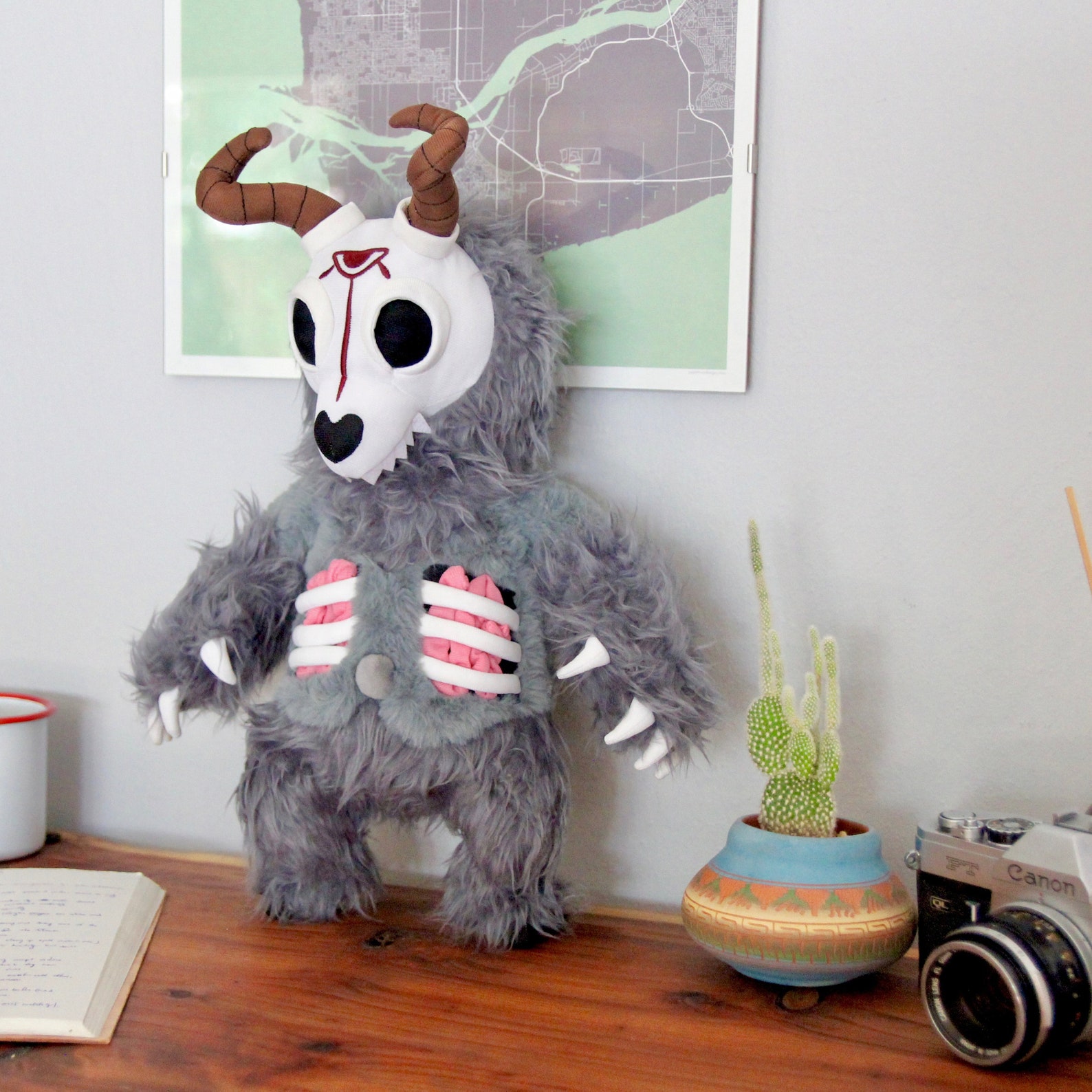 WENDIGO Cryptid Plushie Strange Fellows - Etsy Canada
