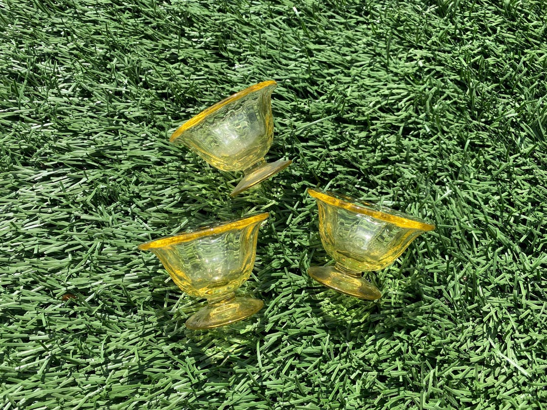 Vintage Depression Glass Fostoria Topaz Yellow Nut Cup Salt Dip ...