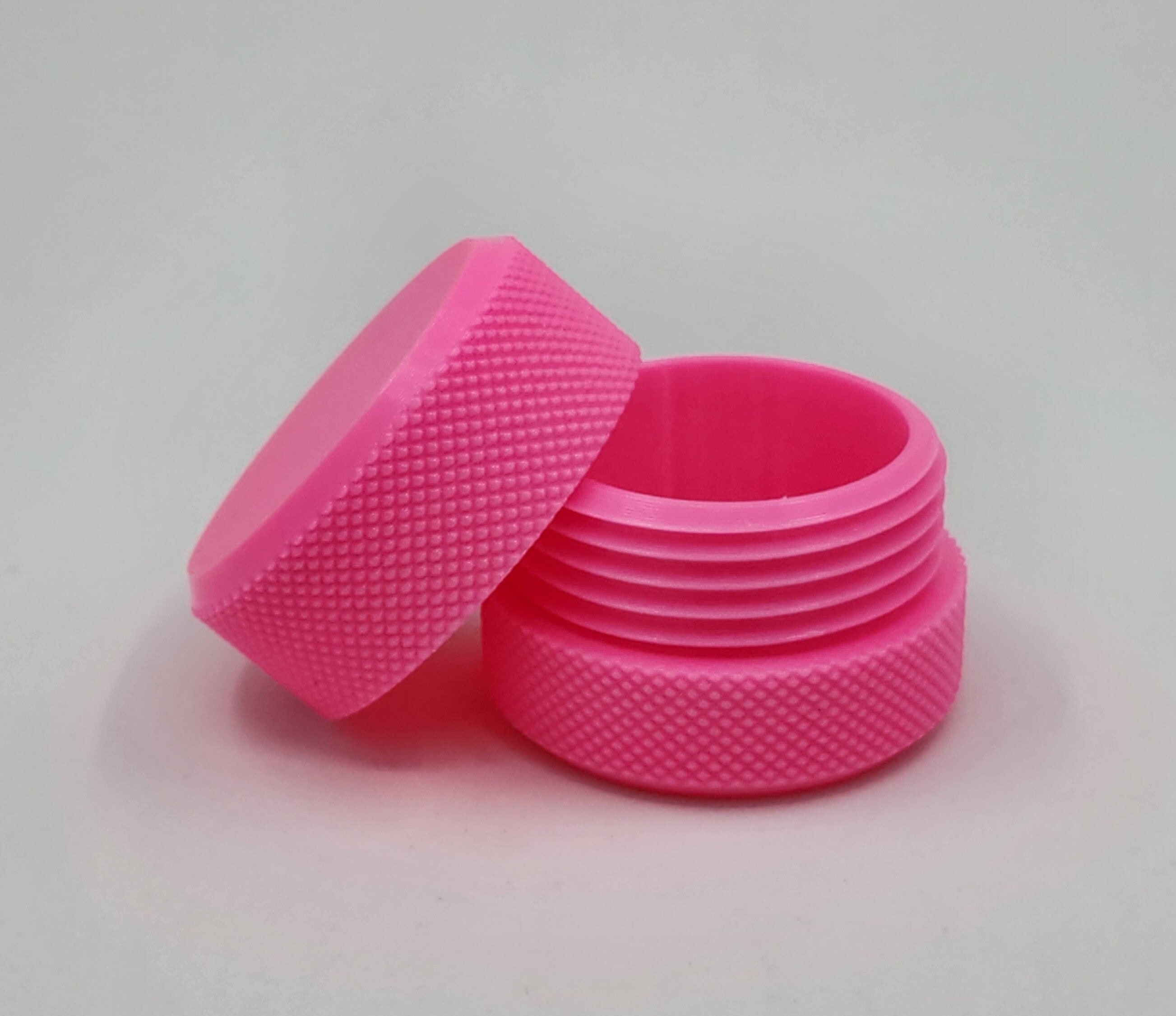 3D Printed Knurled Pill Container Portable and Stylish With Screw Top ...
