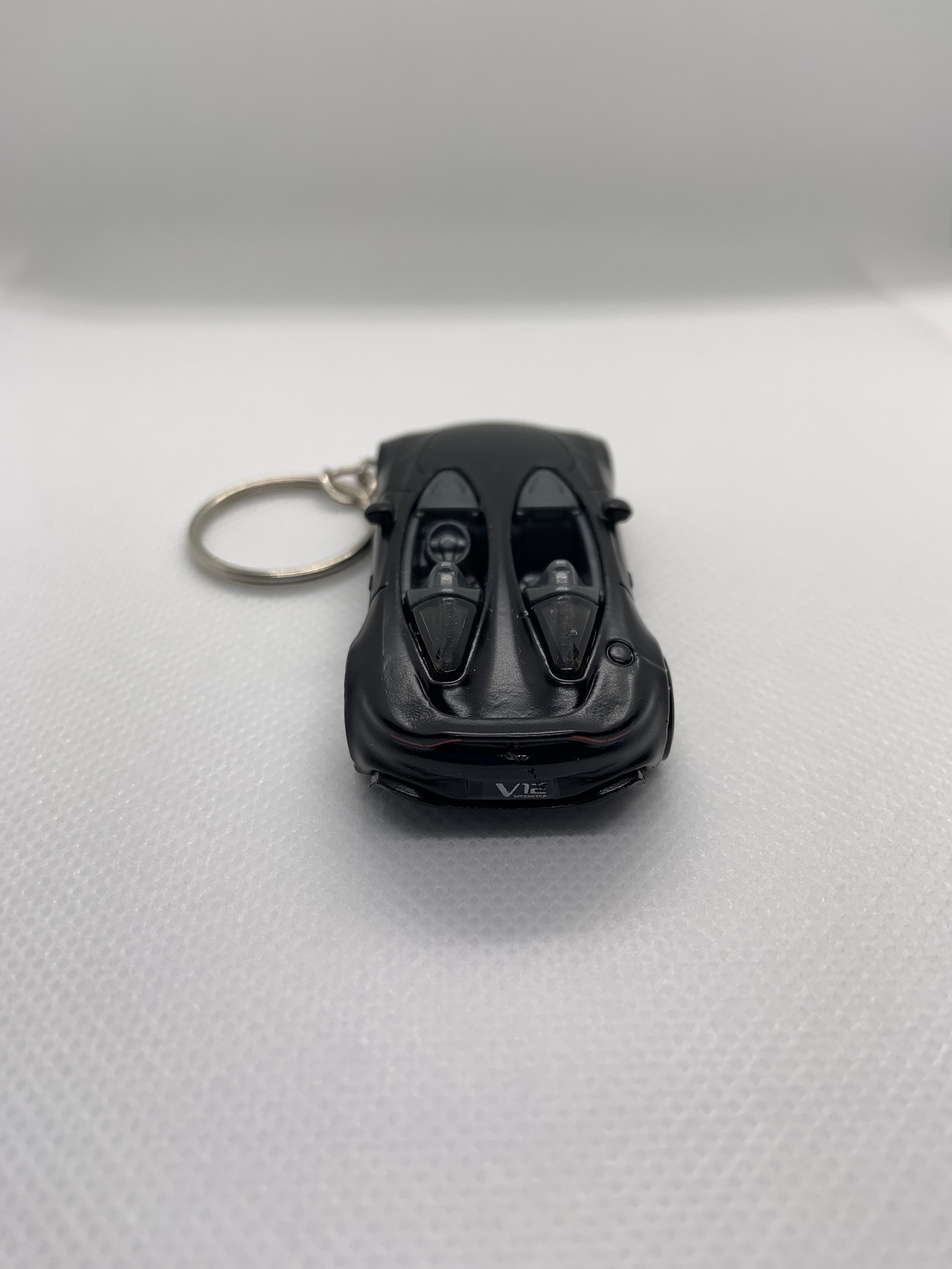 Aston Martin V12 Speedster Hot Wheels Keychain - Etsy